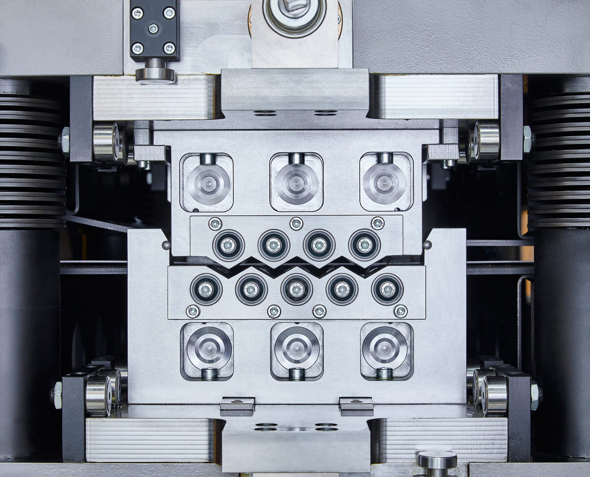 Levelers | Feed Leveling Machines | Camber Leveling Units